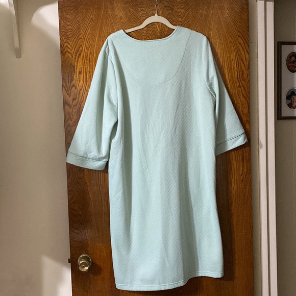 Lissome | Intimates & Sleepwear | Lissome Robe Size Xl | Poshmark
